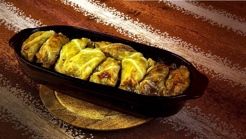 Sarmi bulgares (feuilles de vigne ou de chou farcies)